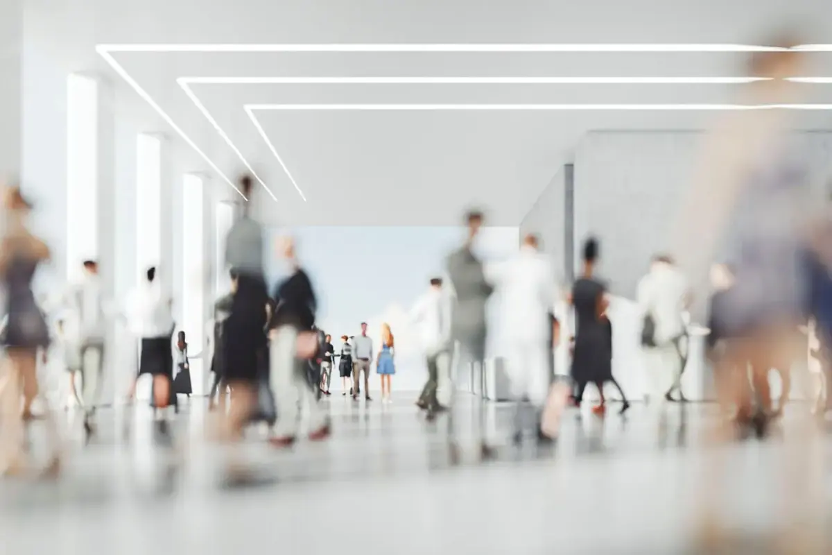 The Major Advantages & Disadvantages of Going Public (IPO)